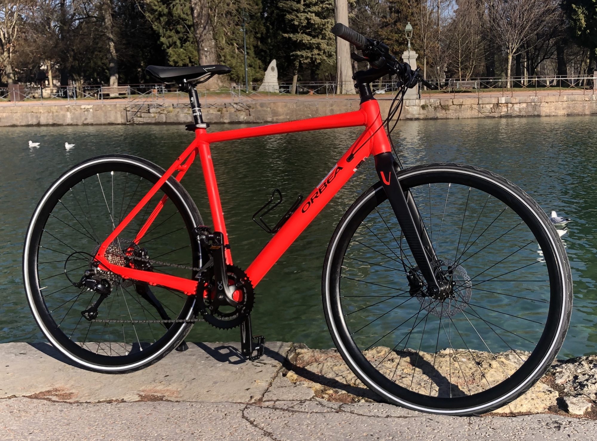 Location vélo Annecy - Louer un VTT ou vélo électrique