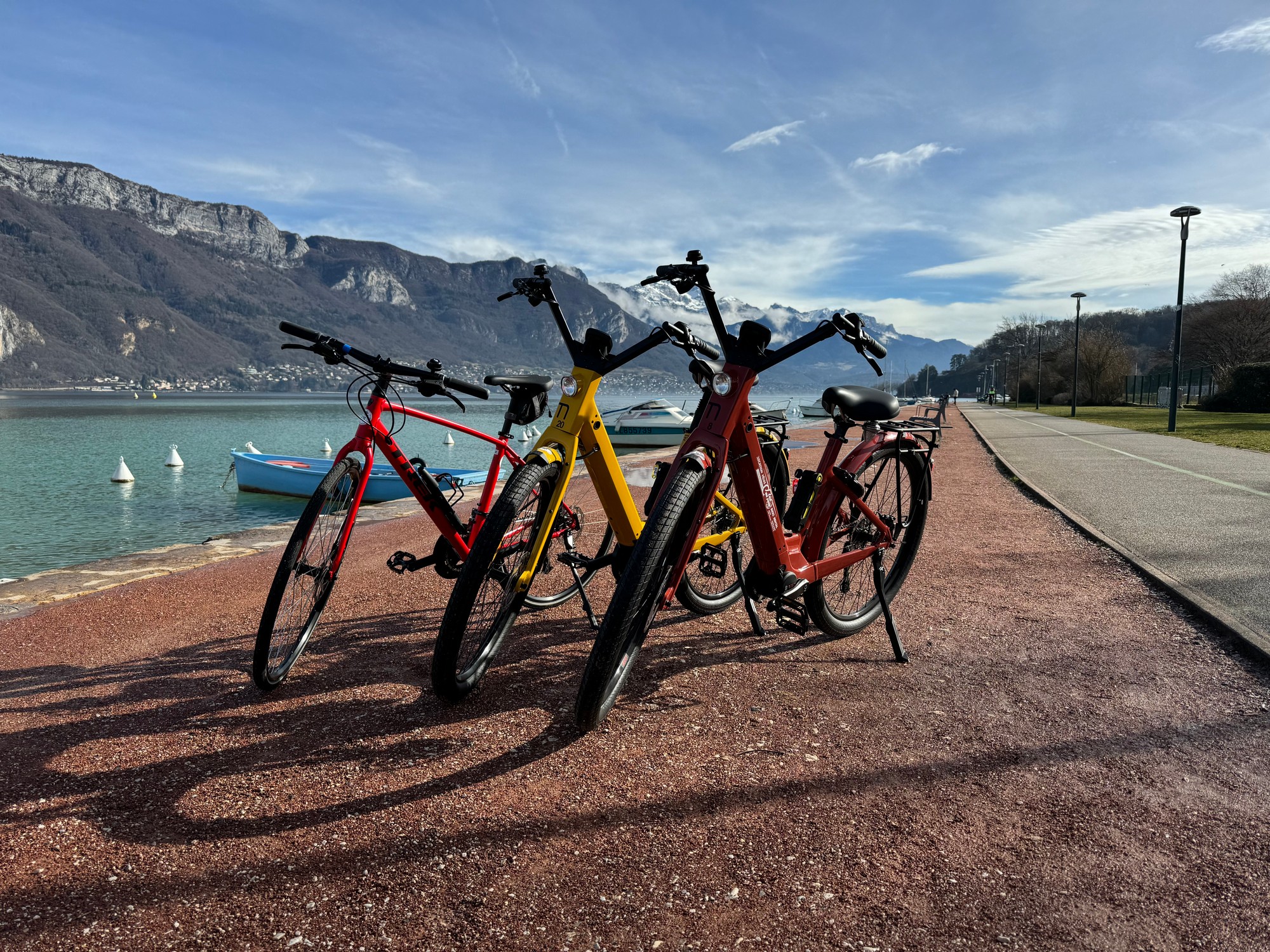 Location vélo Annecy - Louer un VTT ou vélo électrique